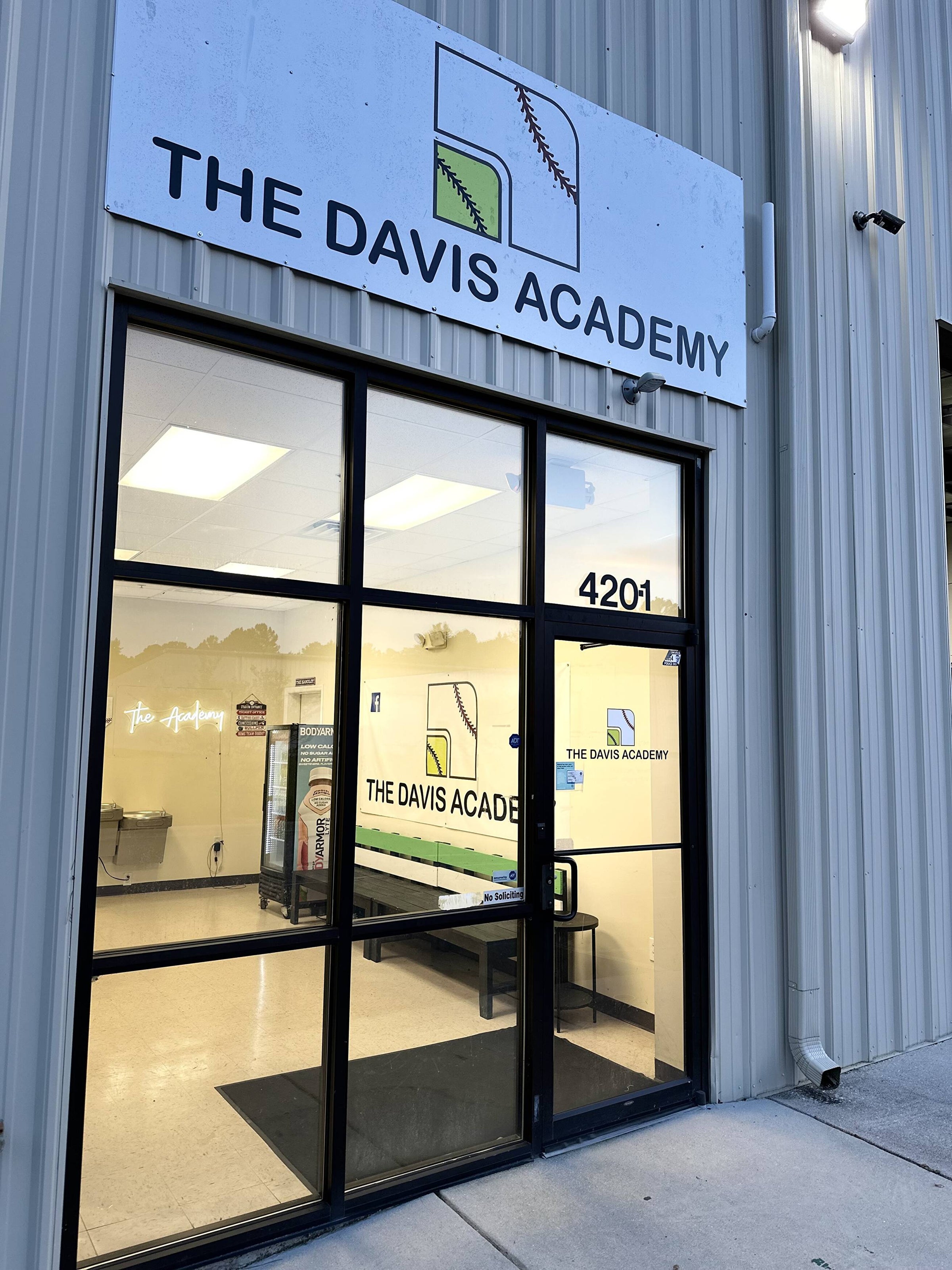 Home | The Davis Academy